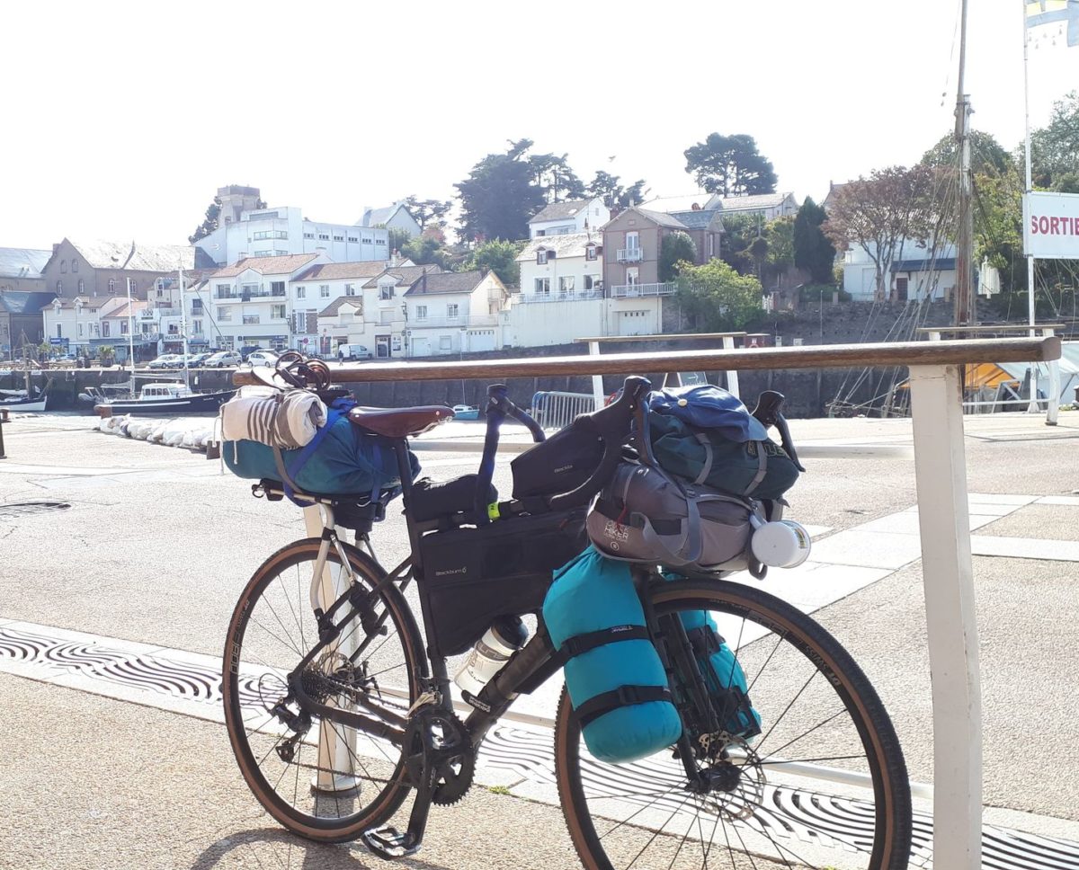 Triban RC500 : vélo de route pour voyager ? - Trails on Wheels